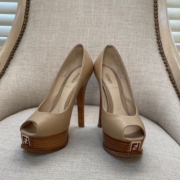 Fendi | Shoes | Fendi Fendista Platform Pump Opentoe With Metal Logo ...